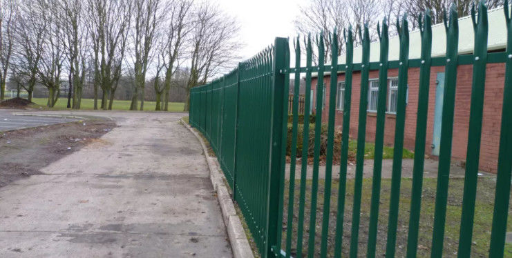 Powder Coated Green Color Metal Palisade Fence Park 6 Feet High
